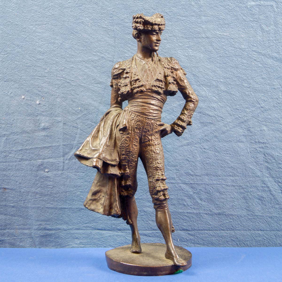 Scultura in bronzo brunito “Torero“ firmata ... - Anglicana - online ...