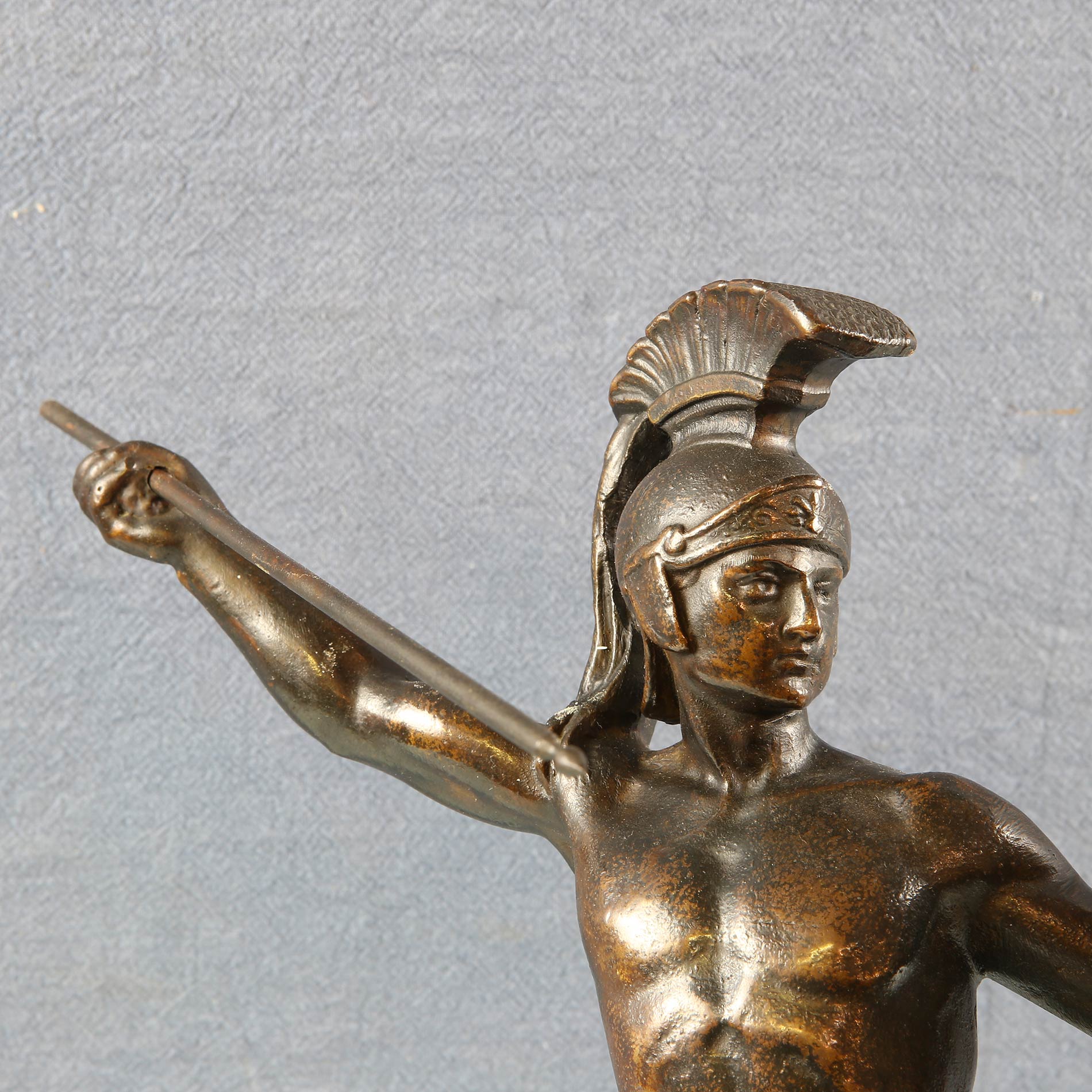 Scultura in bronzo brunito raffigurante ... - Anglicana - online ...