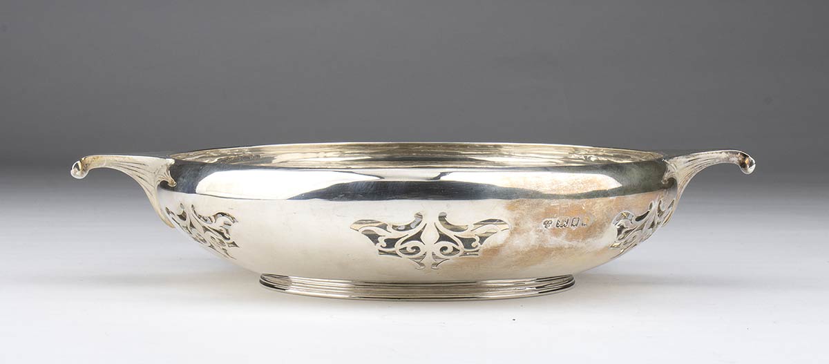 English sterling silver bowl - London 1934, mark ... - Bertolami Fine Art