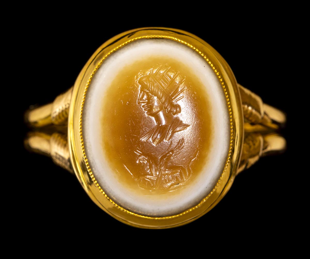 A ROMAN AGATE INTAGLIO SET IN A GEORGIAN GOLD ... - Bertolami Fine Art