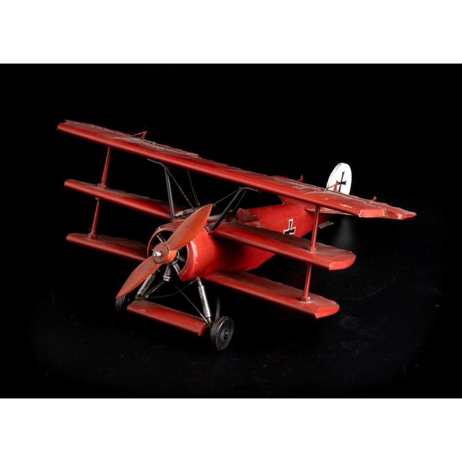 Handcrafted Fokker triplane model in painted iron - Bertolami Fine Art