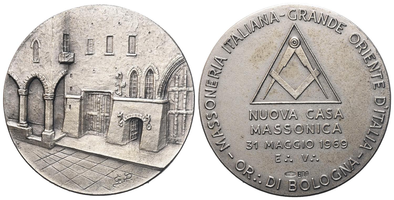 Medaglia Nuova Casa Massonica 31 maggio 1969 Or. ... - Bertolami Fine Art