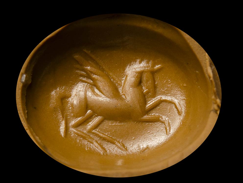 A roman agate intaglio. Pegasus.2nd century ... - Bertolami Fine Art