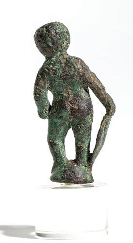Renaissance bronze statuette of a Cupid leaning ... - Bertolami Fine Art