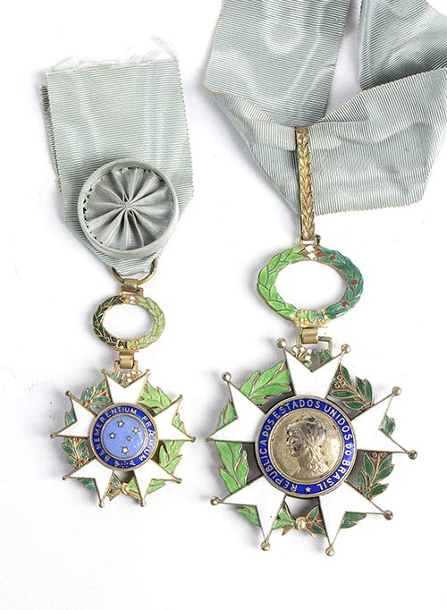 BRASIL Order of the Southern Cross, lot of two ... - Bertolami Fine Art